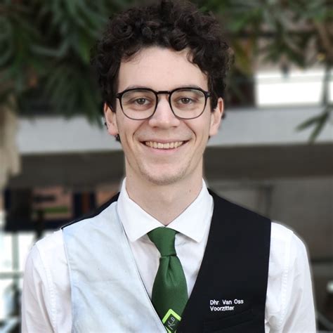 Tom Van Oss Verkoopmedewerker Agf Hoogvliet Supermarkt Linkedin