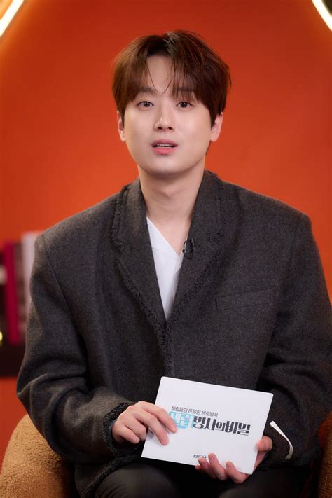 한 달 행사만 30개 이찬원 셀럽병사 선택한 이유는