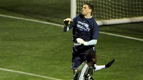 Us Open Cup Sporting Kc Goalkeeper Andy Gruenebaum Dazzles In Hometown Debut