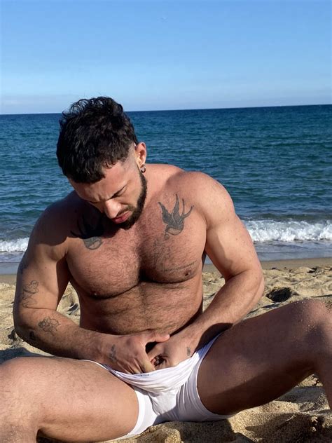 Model Of The Day Nik Fros Daily Squirt