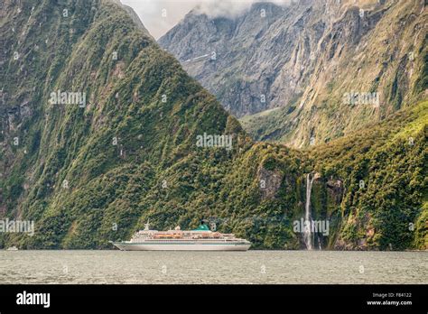 Milford Sound Fiordland Nationalpark Südinsel Neuseeland