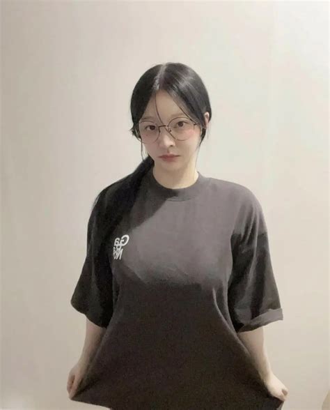 힘을 안 숨긴 누나 후방주의 꾸르