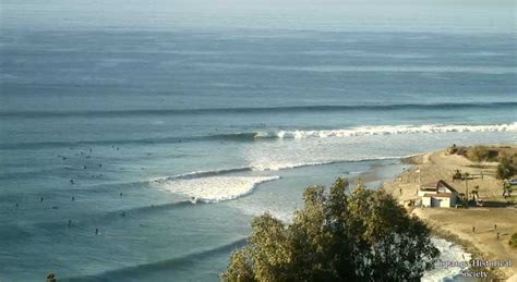 Surf Cam Surfers Ride Big Waves At Topanga Beach 2019 · Topanga