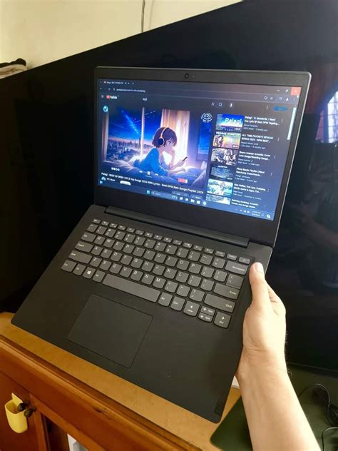 Th Gen Lenovo Core I With Gbram Gb Ssd Inch Screen Windows And Ms Office Installed