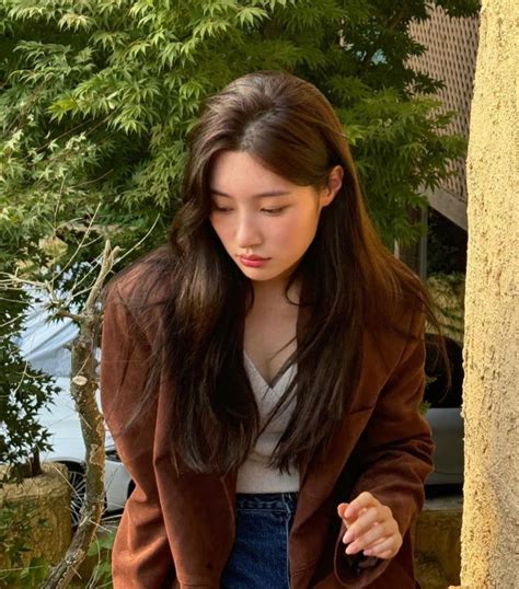 드뮤어룩 정채연 데일리룩으로 알아보기 Feat 온앤온 가을 자켓 코디 네이버 블로그