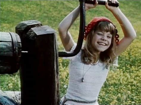 Яне Поплавской 52 Как строгость и жестокость закалили характер Красной Шапочки