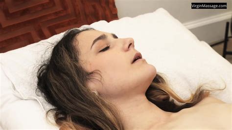 Saggy Tits Virgin Ally Enjoys Her Masseuses Dildo