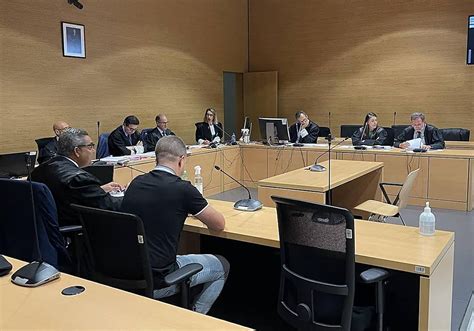 El Fiscal Insiste En Que Violó A Su Hija Y Le Enseñó Vídeos Porno A