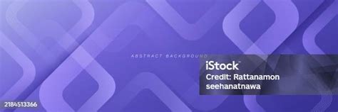 기하학적 사각형을 가진 추상적인 보라색 배경 동적 도형 구성 현대적인 미래 지향적인 그래픽 비즈니스 기업 프리젠 테이션 브로셔 배너 커버 웹 사이트 전단지 포스터에