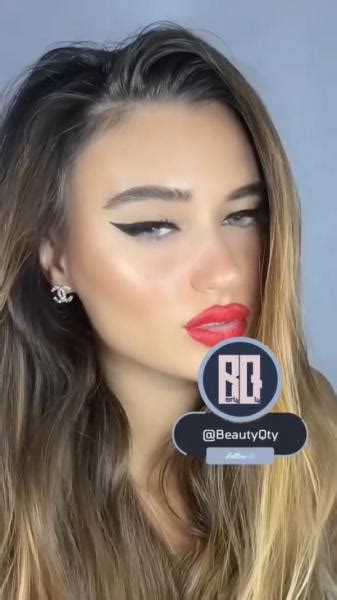 استوری میکاپ رژ گونه دخترانه ساده تاوویدیو