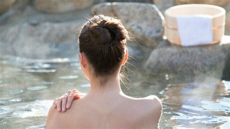 生理中もプールや温泉に入りたい人のマナー・注意点 Antenna[アンテナ]