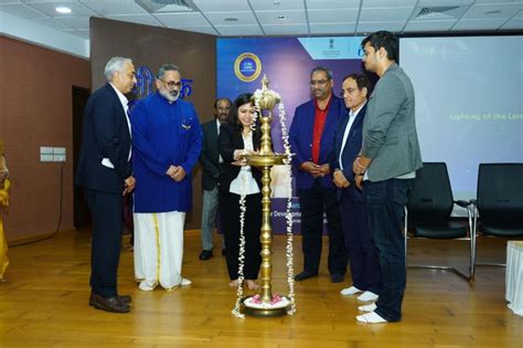 Meenakshi Singh On Linkedin Honored To Share The Stage With Esteemed