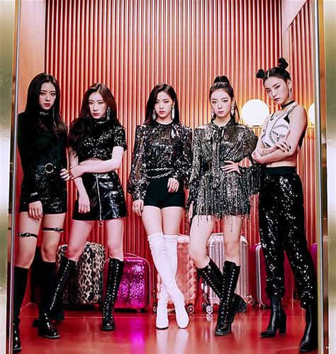 원더걸스 미쓰에이 트와이스 있지 하면 각각 떠오르는 인물은 인스티즈instiz 인티포털 카테고리