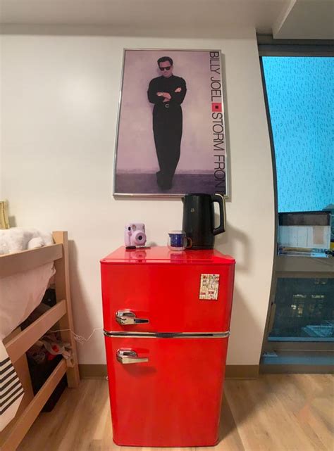 Tour Nyu Freshmans Dorm Room And Building Business Insider