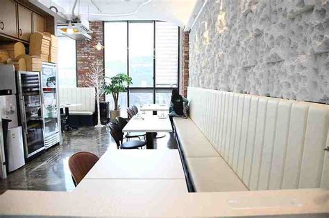 인테리어 디자인에서의 조명 디자인 자세하게 마크다운 형식으로 알려드려요