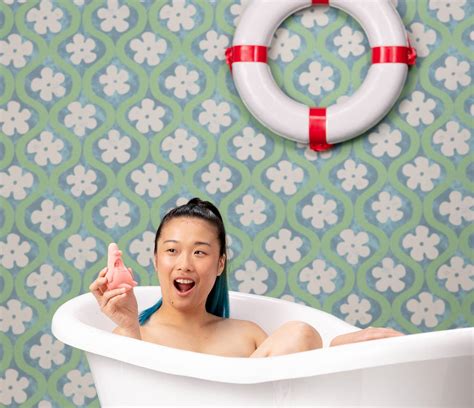 Surprised Patrick Bath Bomb Spongebob Squarepants Lush