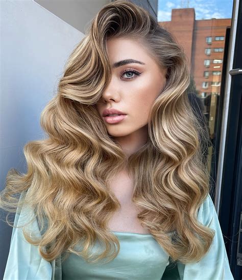 30 Inspiring Dark Blonde Hair Color Schemes Hair Adviser