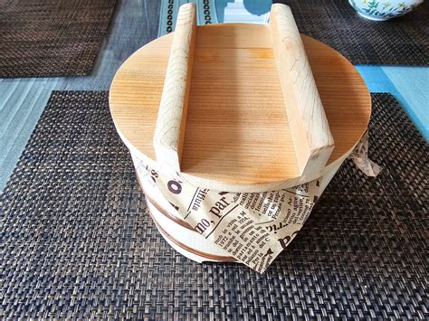 우리 시어머니는 일본에서 태어나셔서 잠시 사셨데 그 때 음식들을 종종 생각나는데로 만드셔서 남편에게 해주고 하셨다는데 난 한 번도 어머니께서 해주시는 음식을 먹어본적은 없어