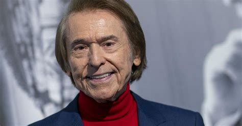 Raphael Tiene Grave Cáncer Doctores Le Acaban De Notificar