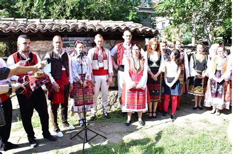 Годеж от миналото дава началото на фолклорен събор „Леденика“