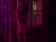Naked Stephani Burkhard in Hölle Inferno