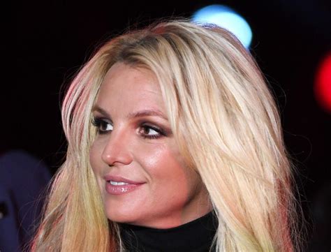 Britney Spears Calls Out Trainer For Saying She Needs Her ‘younger Body
