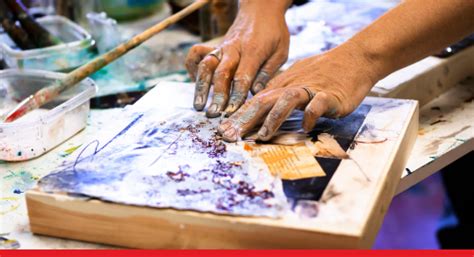 Accessibility In Art Image Descriptions For Art Courses