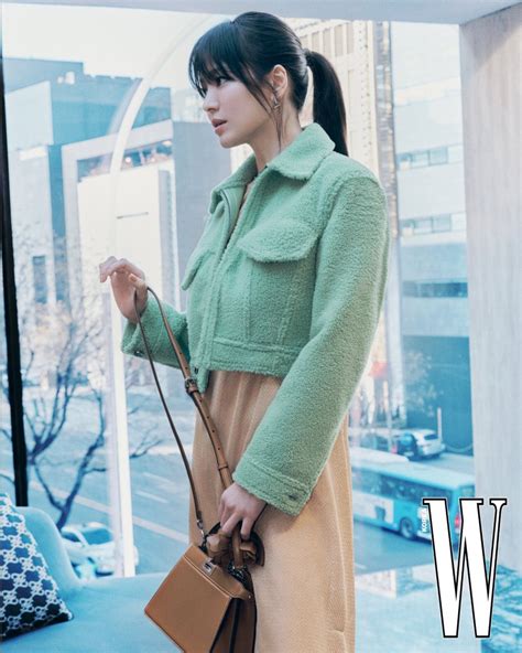 𝓈𝓊𝓃𝒻𝓁𝑜𝓌𝑒𝓇 𝓁𝑜𝓋𝑒 On Twitter Rt Shura0021 [w Korea ] Stars Visiting Fendis First Seoul