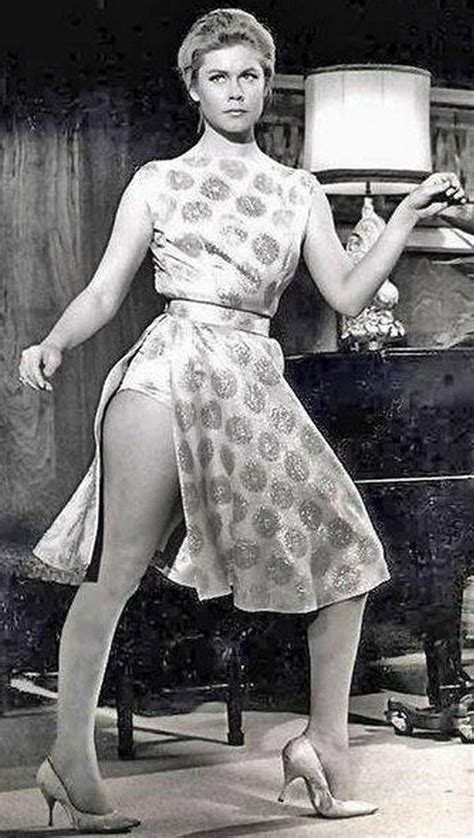 Elizabeth Montgomery 1960s Roldschoolcool