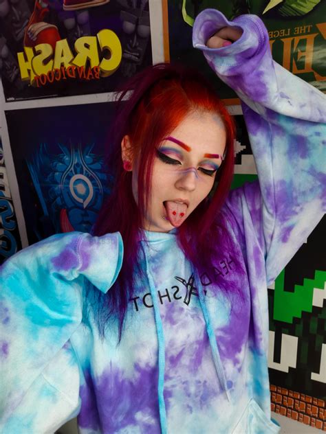 Ahegao But With Closed Eyes Owo Double Pierced Tongue 💜 R Ahegaogirls