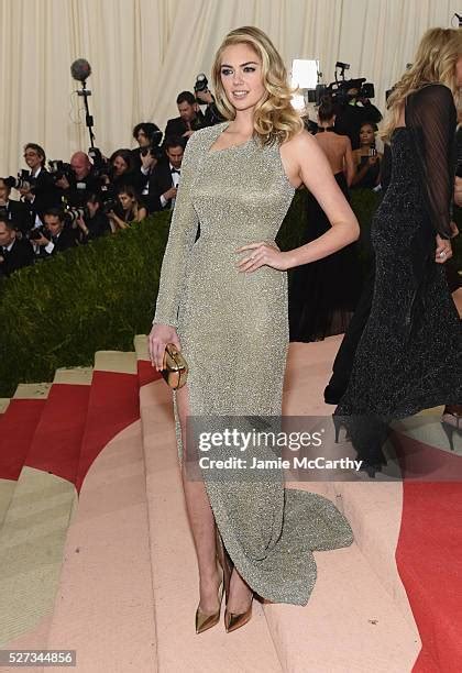 428 Kate Upton Met Gala Photos And High Res Pictures Getty Images