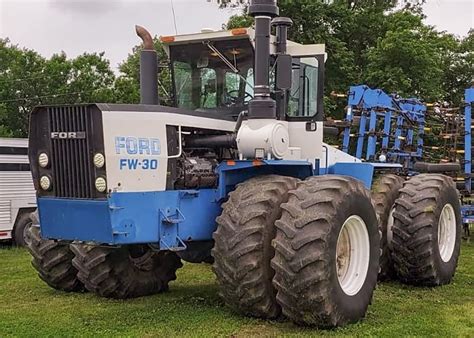 The Tw 30 First Of The Big Fords Tractor Zoom