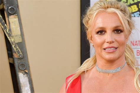 Britney Spears Reportedly In Serious Danger As She Deletes Instagram