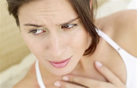 Горечь во рту ночью причины почему появляется лечение и устранение симптома